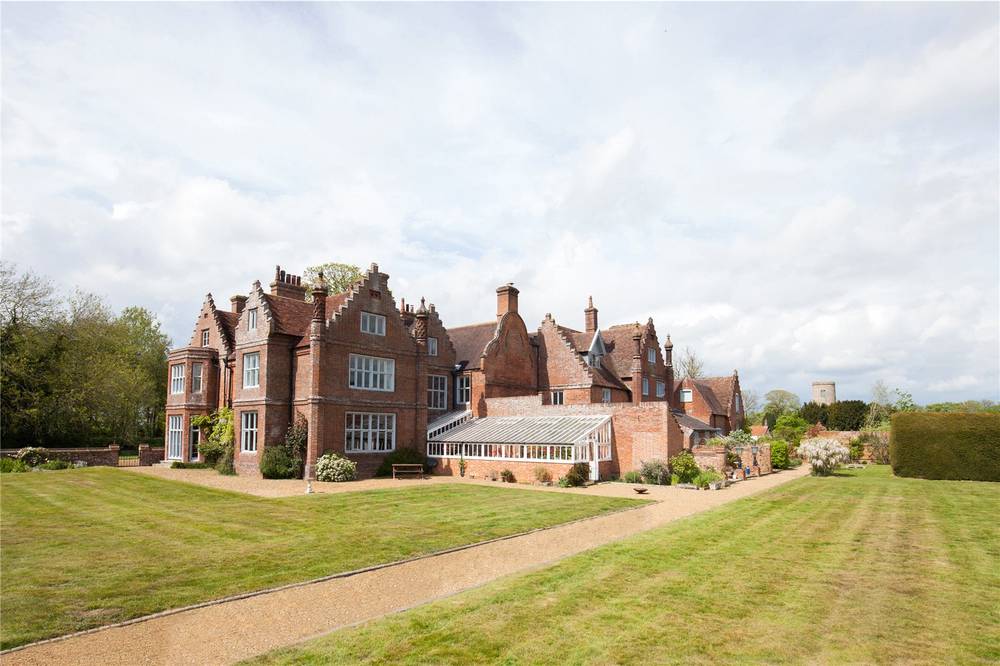 MORNINGTHORPE MANOR | HOUSE AND HERITAGE
