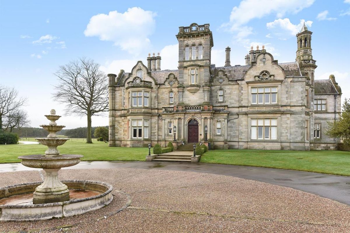 MOOR PARK HALL | HOUSE AND HERITAGE